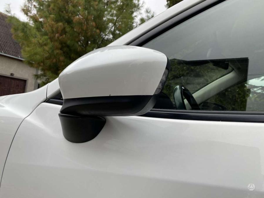 White Mazda CX-5 2014 in Siauliai, with an engine capacity of 2.19 L and mileage of 190 thousand km for 6450 €, photo 11 on AUTOMOTO.COM.LV