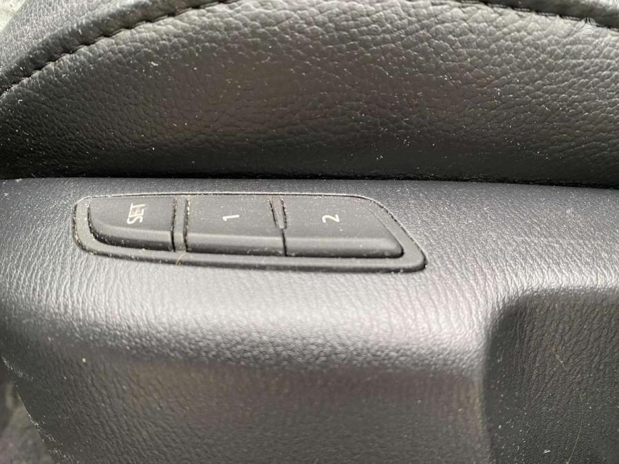 White Mazda CX-5 2014 in Siauliai, with an engine capacity of 2.19 L and mileage of 190 thousand km for 6450 €, photo 19 on AUTOMOTO.COM.LV