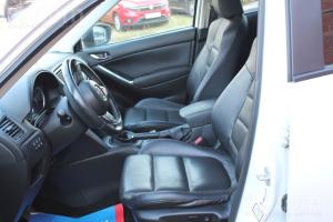 Balts Mazda CX-5 2014 Daugavpils, ar dzinēja tilpumu 2.20 L un nobraukumu 266 tūkst. km par 7190 €, foto 17 vietnē AUTOMOTO.COM.LV