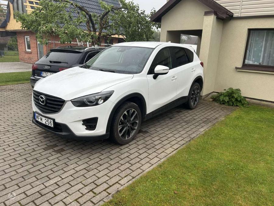 White Mazda CX-5 2015 in Panevezys, with an engine capacity of 2.19 L and mileage of 208 thousand km for 8300 €, photo 2 on AUTOMOTO.COM.LV