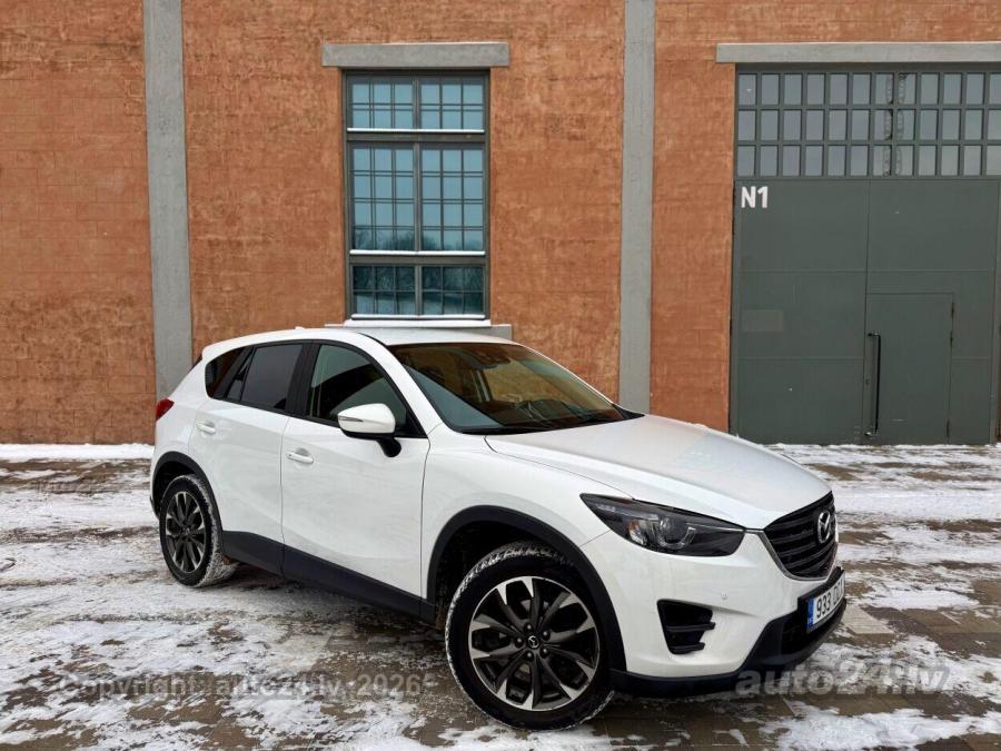White Mazda CX-5 2015 in Tallinn, with an engine capacity of 2.20 L and mileage of 198 thousand km for 10900 €, photo 3 on AUTOMOTO.COM.LV