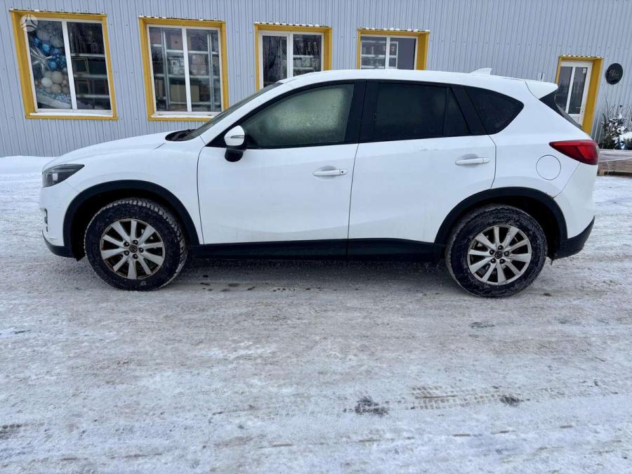 White Mazda CX-5 2015 in Taurage, with an engine capacity of 2.19 L and mileage of 230 thousand km for 6300 €, photo 7 on AUTOMOTO.COM.LV
