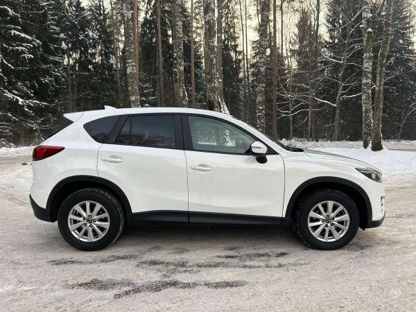 Balts Mazda CX-5 2015 Tauragė, ar dzinēja tilpumu 2.19 L un nobraukumu 160 tūkst. km par 7250 €, foto 4 vietnē AUTOMOTO.COM.LV