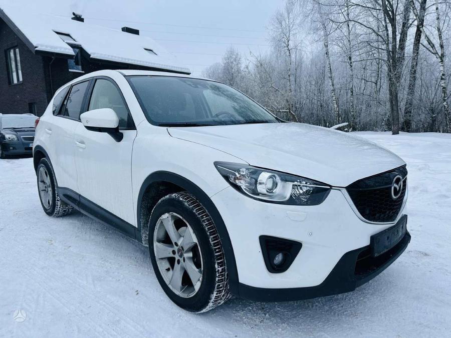 White Mazda CX-5 2015 in Kaunas, with an engine capacity of 2.20 L and mileage of 190 thousand km for 6550 €, photo 1 on AUTOMOTO.COM.LV