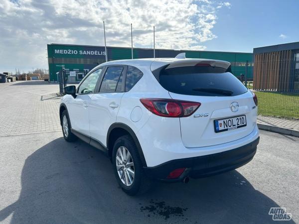 White Mazda CX-5 2015 in Klaipeda, with an engine capacity of 2.20 L and mileage of 220 thousand km for 7500 €, photo 5 on AUTOMOTO.COM.LV