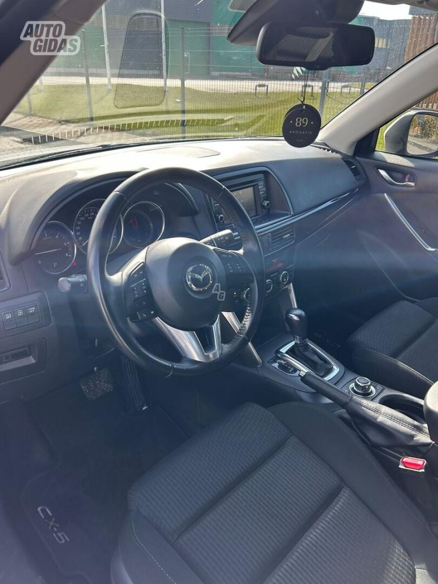 White Mazda CX-5 2015 in Klaipeda, with an engine capacity of 2.20 L and mileage of 220 thousand km for 7500 €, photo 9 on AUTOMOTO.COM.LV