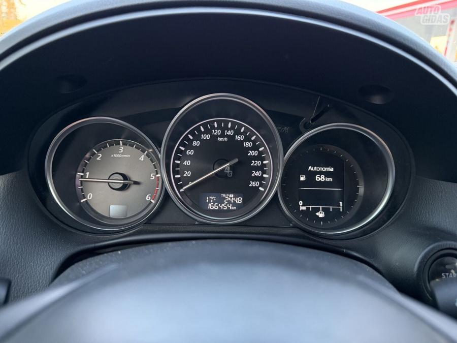 Balts Mazda CX-5 2015 Viļņa, ar dzinēja tilpumu 2.20 L un nobraukumu 166 tūkst. km par 9350 €, foto 23 vietnē AUTOMOTO.COM.LV
