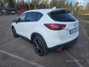 Balts Mazda CX-5 2015 Tallina, ar dzinēja tilpumu 2.20 L un nobraukumu 252 tūkst. km par 12000 €, foto 5 vietnē AUTOMOTO.COM.LV