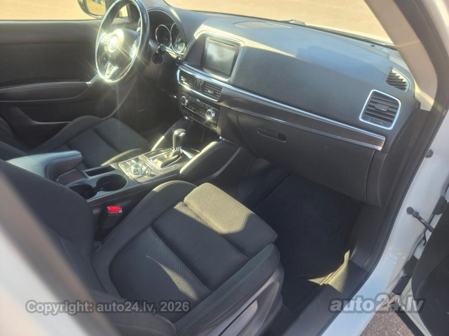 Balts Mazda CX-5 2015 Tallina, ar dzinēja tilpumu 2.20 L un nobraukumu 252 tūkst. km par 12000 €, foto 12 vietnē AUTOMOTO.COM.LV