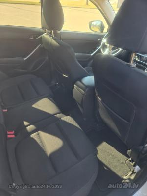 Balts Mazda CX-5 2015 Tallina, ar dzinēja tilpumu 2.20 L un nobraukumu 252 tūkst. km par 12000 €, foto 13 vietnē AUTOMOTO.COM.LV