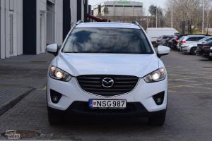 White Mazda CX-5 2015 in Vilnius, with an engine capacity of 2.50 L and mileage of 229 thousand km for 11500 €, photo 3 on AUTOMOTO.COM.LV