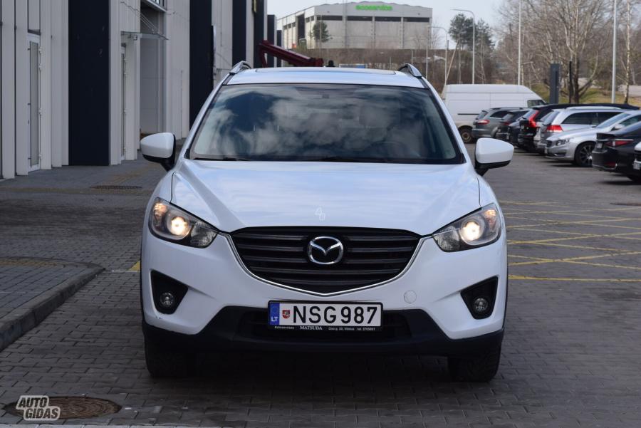 White Mazda CX-5 2015 in Vilnius, with an engine capacity of 2.50 L and mileage of 229 thousand km for 11500 €, photo 3 on AUTOMOTO.COM.LV