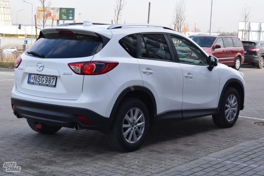 White Mazda CX-5 2015 in Vilnius, with an engine capacity of 2.50 L and mileage of 229 thousand km for 11500 €, photo 5 on AUTOMOTO.COM.LV