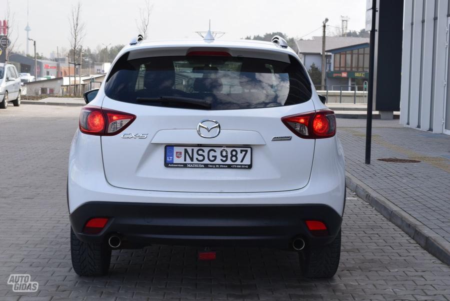 White Mazda CX-5 2015 in Vilnius, with an engine capacity of 2.50 L and mileage of 229 thousand km for 11500 €, photo 6 on AUTOMOTO.COM.LV