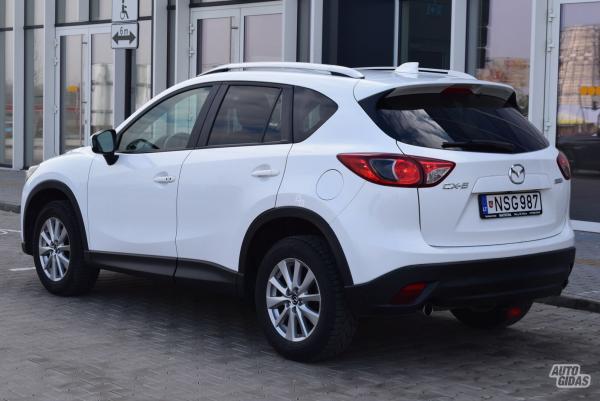 Balts Mazda CX-5 2015 Viļņa, ar dzinēja tilpumu 2.50 L un nobraukumu 229 tūkst. km par 11500 €, foto 6 vietnē AUTOMOTO.COM.LV
