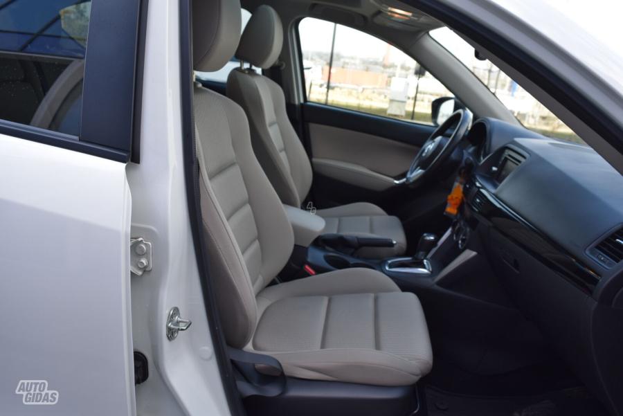 White Mazda CX-5 2015 in Vilnius, with an engine capacity of 2.50 L and mileage of 229 thousand km for 11500 €, photo 9 on AUTOMOTO.COM.LV