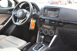 White Mazda CX-5 2015 in Vilnius, with an engine capacity of 2.50 L and mileage of 229 thousand km for 11500 €, photo 12 on AUTOMOTO.COM.LV