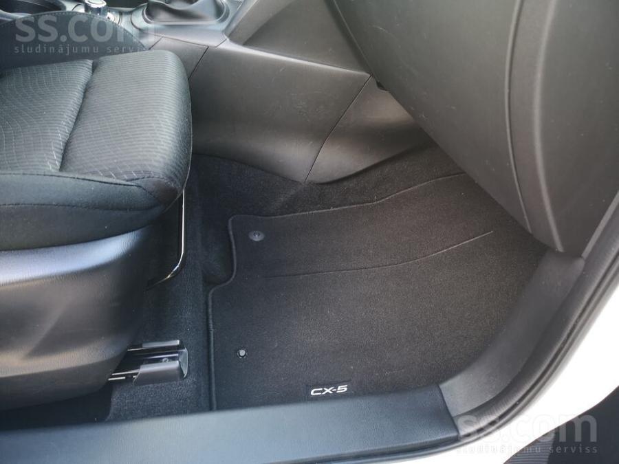 White Mazda CX-5 2015 in Riga, with an engine capacity of 2.20 L and mileage of 0 thousand km for 8290 €, photo 21 on AUTOMOTO.COM.LV