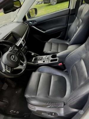 White Mazda CX-5 2015 in Mazeikiai, with an engine capacity of 2.19 L and mileage of 239 thousand km for 10600 €, photo 16 on AUTOMOTO.COM.LV