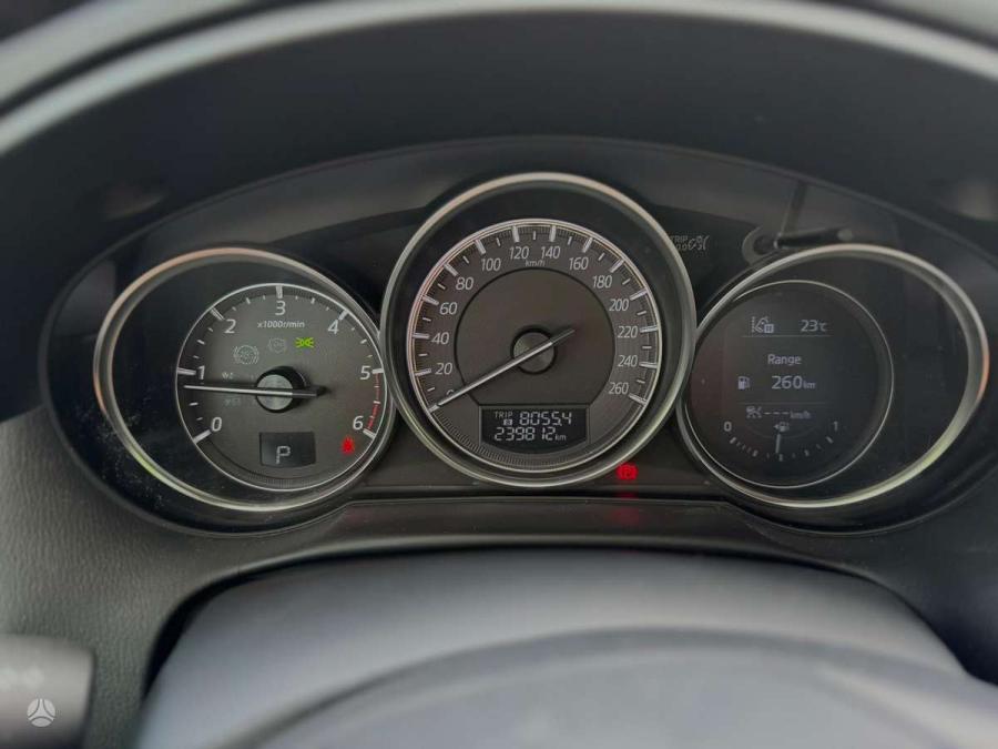 White Mazda CX-5 2015 in Mazeikiai, with an engine capacity of 2.19 L and mileage of 239 thousand km for 10600 €, photo 19 on AUTOMOTO.COM.LV