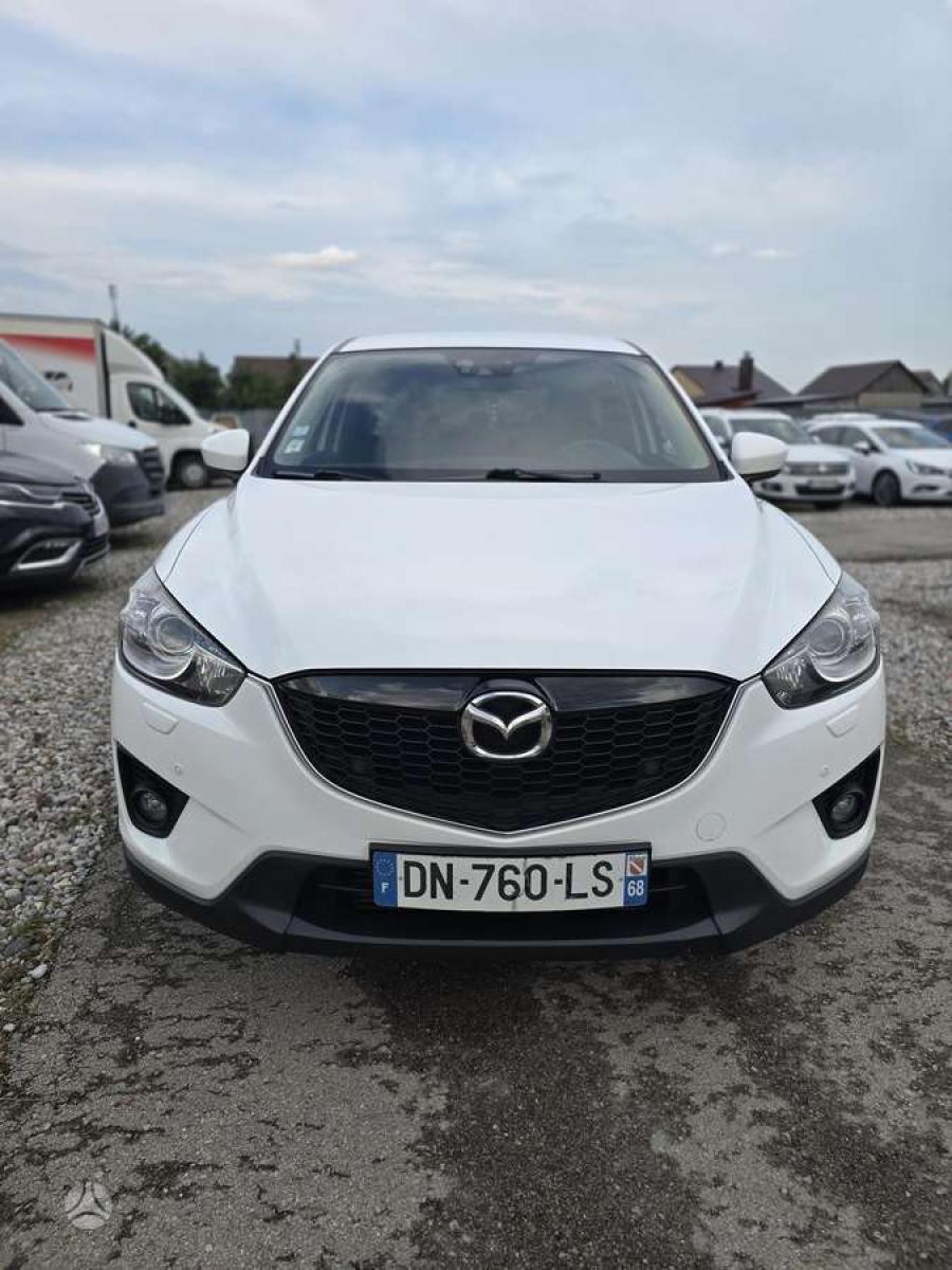 White Mazda CX-5 2015 in Taurage, with an engine capacity of 2.19 L and mileage of 232 thousand km for 6900 €, photo 3 on AUTOMOTO.COM.LV