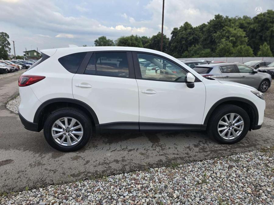 White Mazda CX-5 2015 in Taurage, with an engine capacity of 2.19 L and mileage of 232 thousand km for 6900 €, photo 9 on AUTOMOTO.COM.LV