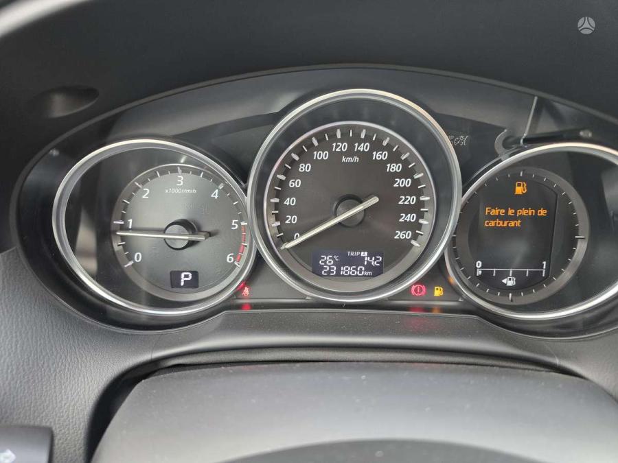 White Mazda CX-5 2015 in Taurage, with an engine capacity of 2.19 L and mileage of 232 thousand km for 6900 €, photo 16 on AUTOMOTO.COM.LV