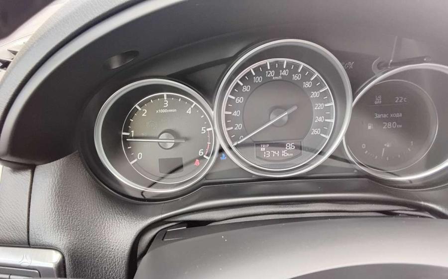 Balts Mazda CX-5 2015 Marijampole, ar dzinēja tilpumu 2.19 L un nobraukumu 137 tūkst. km par 7650 €, foto 12 vietnē AUTOMOTO.COM.LV
