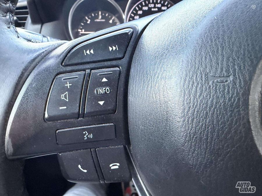 White Mazda CX-5 2015 in Vilnius, with an engine capacity of 2.20 L and mileage of 166 thousand km for 8700 €, photo 27 on AUTOMOTO.COM.LV