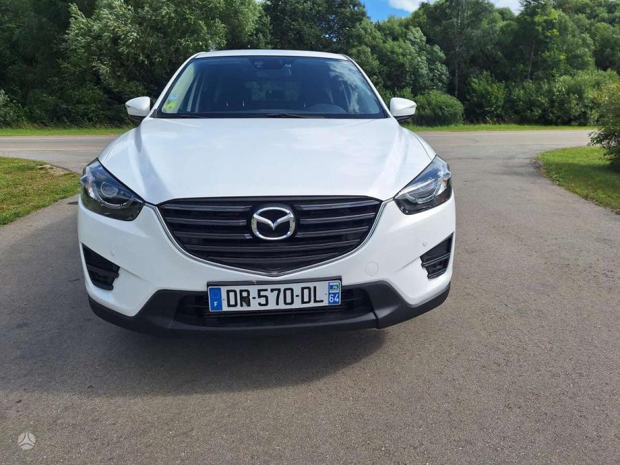Белый Мазда СХ-5 2015 в Таураге, объемом двигателя 2.19 л и пробегом 255 тыс. км за 6900 €, фото 9 на AUTOMOTO.COM.LV