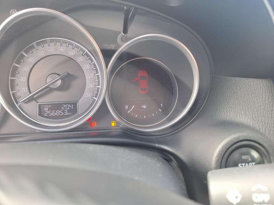 Белый Мазда СХ-5 2015 в Таураге, объемом двигателя 2.19 л и пробегом 255 тыс. км за 6900 €, фото 11 на AUTOMOTO.COM.LV