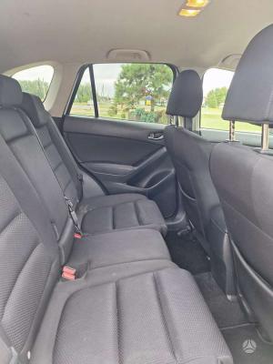 Balts Mazda CX-5 2015 Tauragė, ar dzinēja tilpumu 2.19 L un nobraukumu 255 tūkst. km par 6900 €, foto 18 vietnē AUTOMOTO.COM.LV
