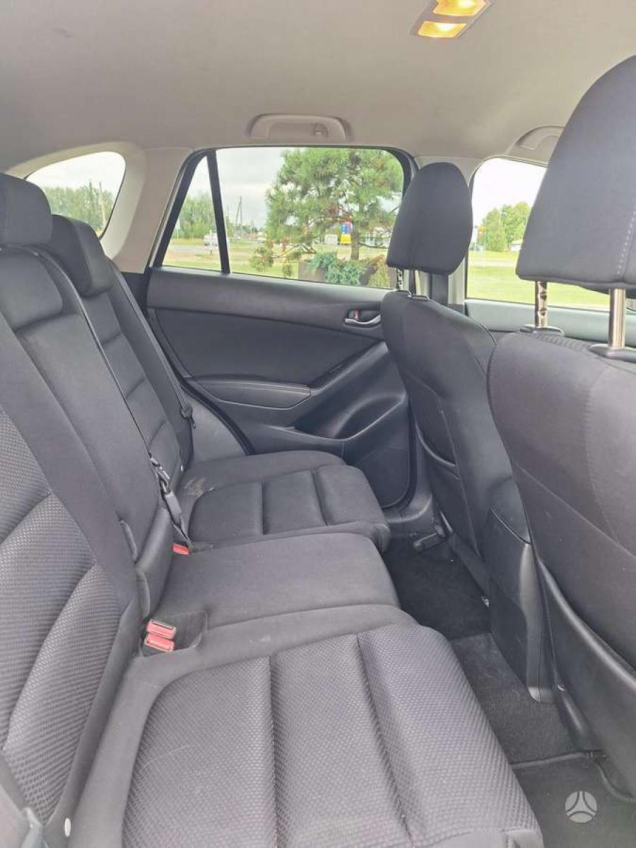 Balts Mazda CX-5 2015 Tauragė, ar dzinēja tilpumu 2.19 L un nobraukumu 255 tūkst. km par 6900 €, foto 18 vietnē AUTOMOTO.COM.LV