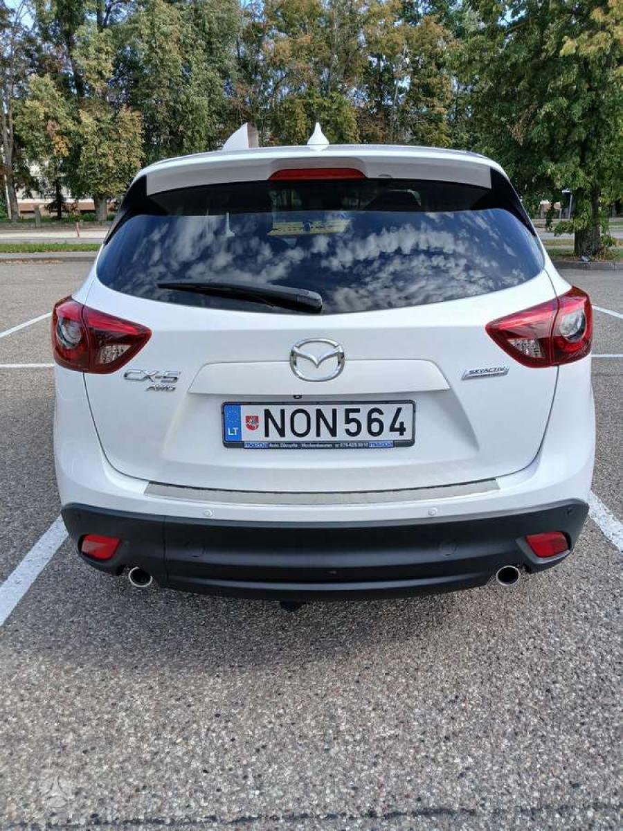 White Mazda CX-5 2015 in Kaunas, with an engine capacity of 2.19 L and mileage of 179 thousand km for 9700 €, photo 9 on AUTOMOTO.COM.LV