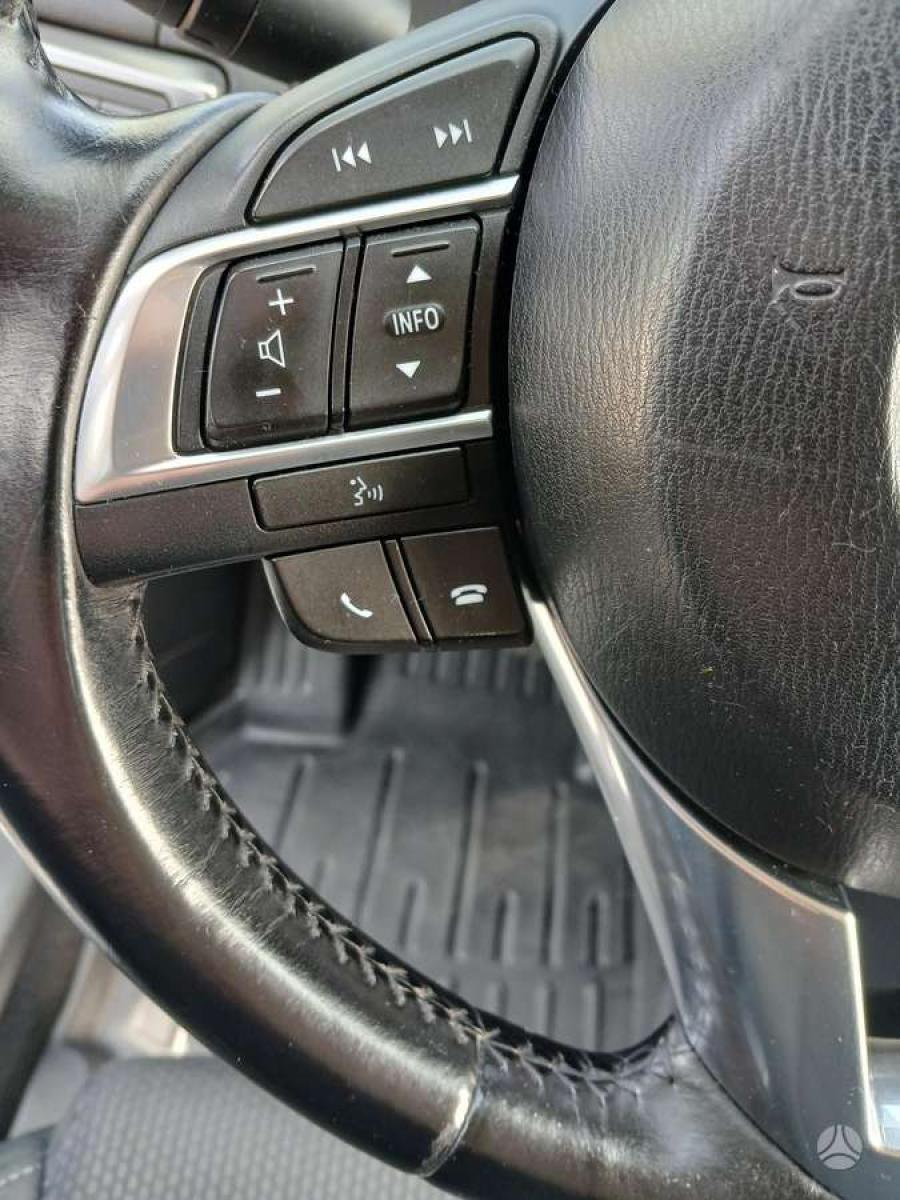 White Mazda CX-5 2015 in Kaunas, with an engine capacity of 2.19 L and mileage of 179 thousand km for 9700 €, photo 13 on AUTOMOTO.COM.LV