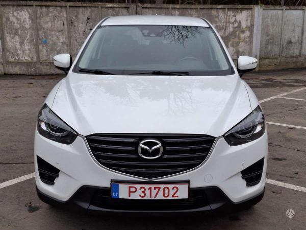 White Mazda CX-5 2016 in Vilnius, with an engine capacity of 2.19 L and mileage of 217 thousand km for 10000 €, photo 8 on AUTOMOTO.COM.LV