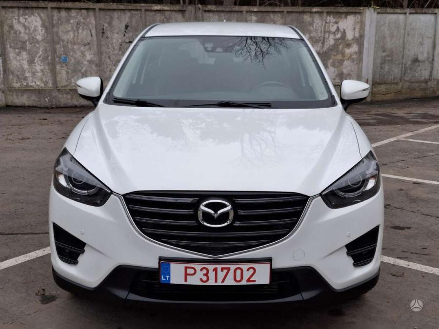 White Mazda CX-5 2016 in Vilnius, with an engine capacity of 2.19 L and mileage of 217 thousand km for 10000 €, photo 8 on AUTOMOTO.COM.LV