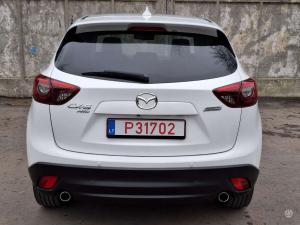 White Mazda CX-5 2016 in Vilnius, with an engine capacity of 2.19 L and mileage of 217 thousand km for 10000 €, photo 9 on AUTOMOTO.COM.LV