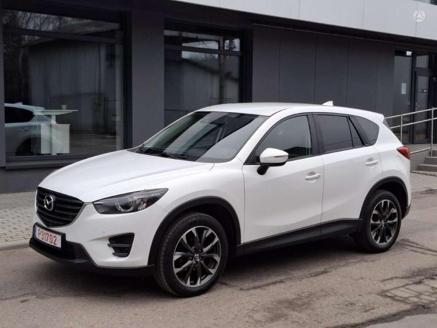 White Mazda CX-5 2016 in Vilnius, with an engine capacity of 2.19 L and mileage of 217 thousand km for 10000 €, photo 1 on AUTOMOTO.COM.LV