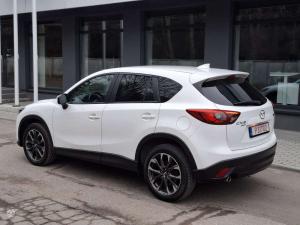 White Mazda CX-5 2016 in Vilnius, with an engine capacity of 2.19 L and mileage of 217 thousand km for 10000 €, photo 4 on AUTOMOTO.COM.LV