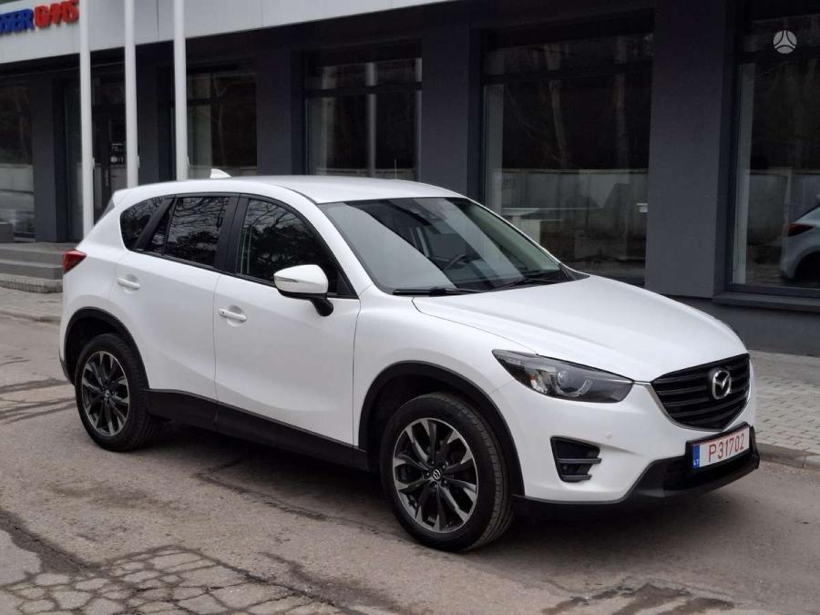White Mazda CX-5 2016 in Vilnius, with an engine capacity of 2.19 L and mileage of 217 thousand km for 10000 €, photo 5 on AUTOMOTO.COM.LV