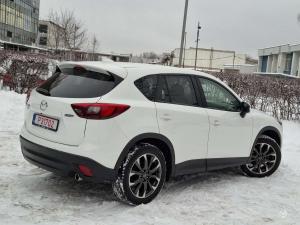 White Mazda CX-5 2016 in Vilnius, with an engine capacity of 2.19 L and mileage of 217 thousand km for 10200 €, photo 2 on AUTOMOTO.COM.LV