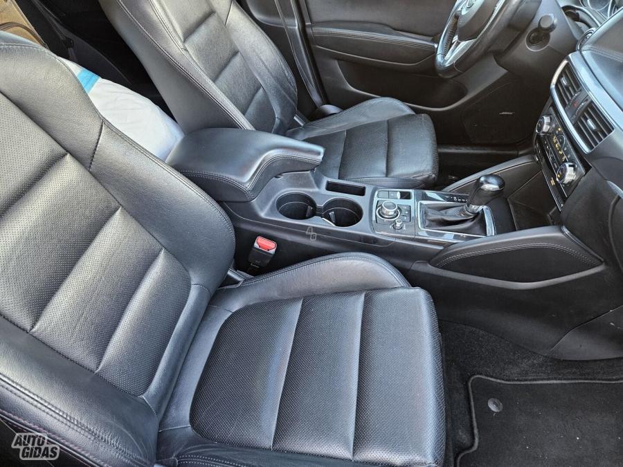 White Mazda CX-5 2016 in Panevezys, with an engine capacity of 2.20 L and mileage of 186 thousand km for 7900 €, photo 24 on AUTOMOTO.COM.LV