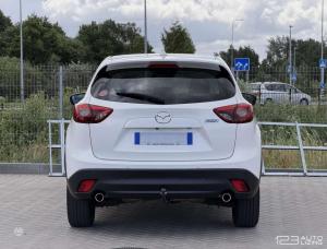 Balts Mazda CX-5 2016 Tauragė, ar dzinēja tilpumu 2.20 L un nobraukumu 169 tūkst. km par 8800 €, foto 9 vietnē AUTOMOTO.COM.LV