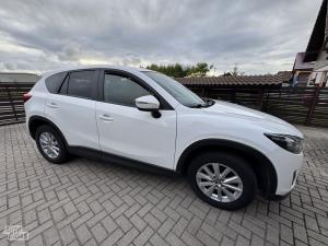 White Mazda CX-5 2016 in Klaipeda, with an engine capacity of 2.50 L and mileage of 201 thousand km for 9000 €, photo 4 on AUTOMOTO.COM.LV
