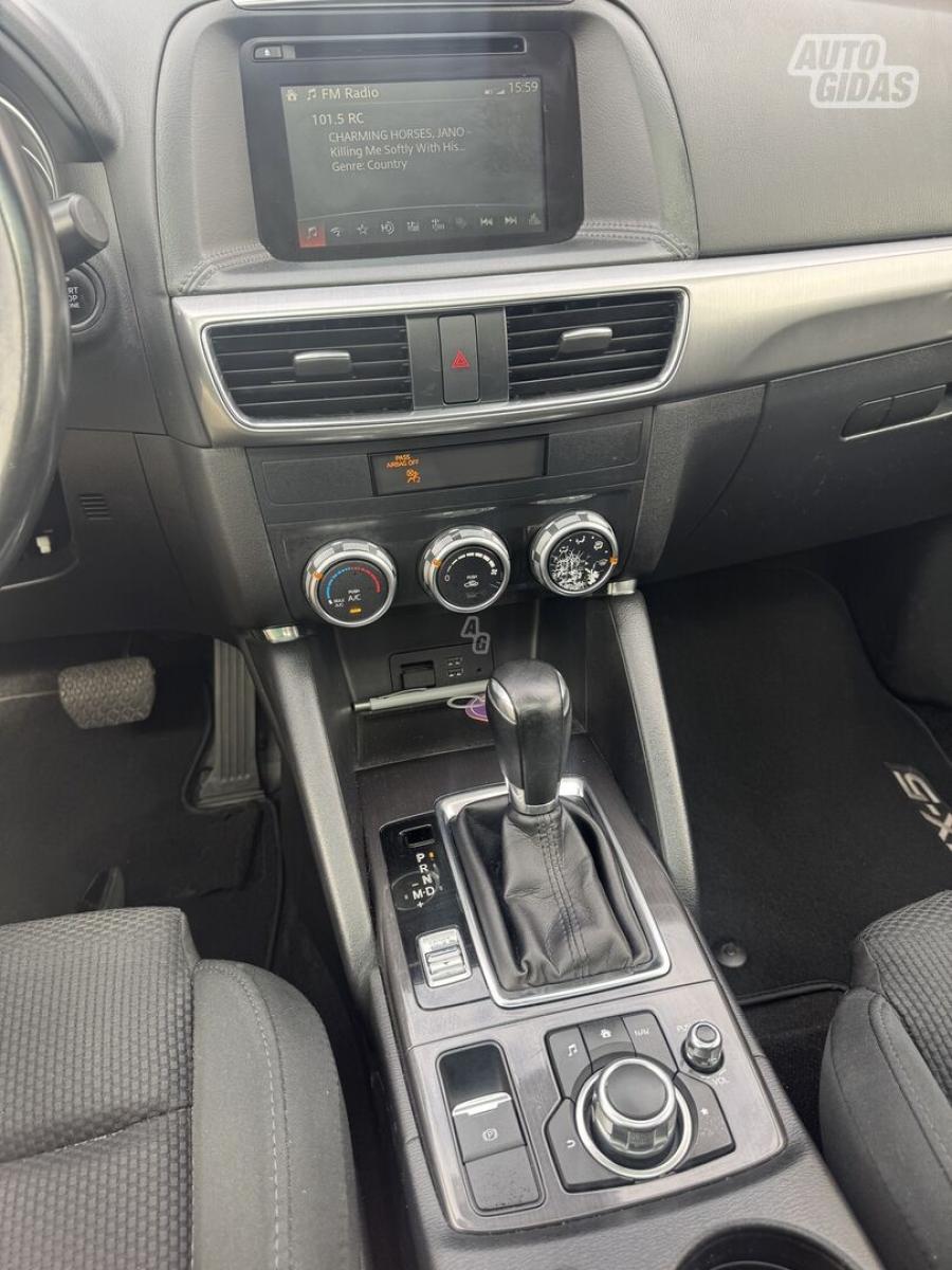 White Mazda CX-5 2016 in Klaipeda, with an engine capacity of 2.50 L and mileage of 201 thousand km for 9000 €, photo 12 on AUTOMOTO.COM.LV