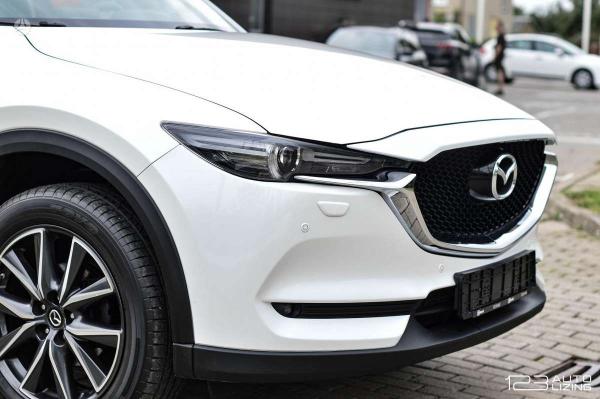 White Mazda CX-5 2017 in Kretinga, with an engine capacity of 2.20 L and mileage of 215 thousand km for 14650 €, photo 4 on AUTOMOTO.COM.LV