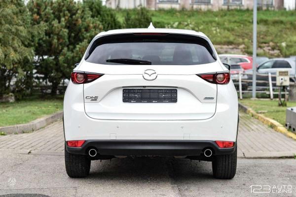 White Mazda CX-5 2017 in Kretinga, with an engine capacity of 2.20 L and mileage of 215 thousand km for 14650 €, photo 6 on AUTOMOTO.COM.LV