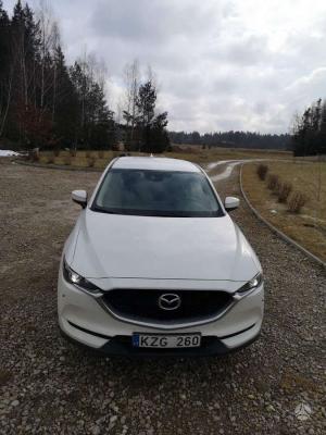 White Mazda CX-5 2017 in Vilnius, with an engine capacity of 2.49 L and mileage of 275 thousand km for 10999 €, photo 2 on AUTOMOTO.COM.LV
