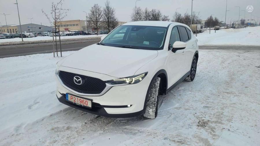 White Mazda CX-5 2017 in Siauliai, with an engine capacity of 2.19 L and mileage of 229 thousand km for 13400 €, photo 1 on AUTOMOTO.COM.LV
